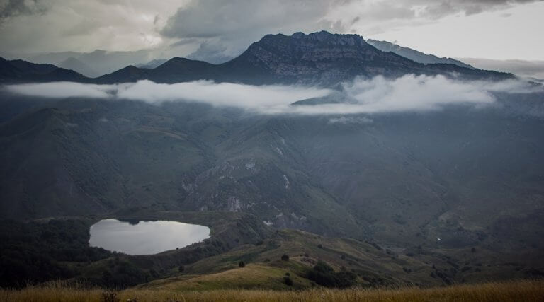 Travel Guide to Chechnya: Mosques and Mountains!